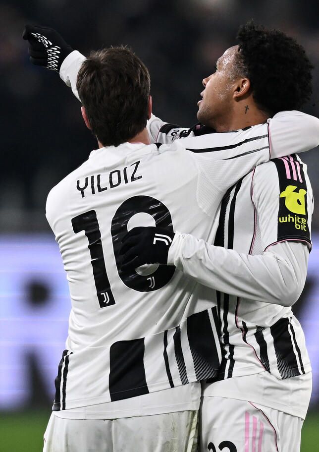 Yildiz accede la luce, Miretti bocciato, David si riscatta con il gol