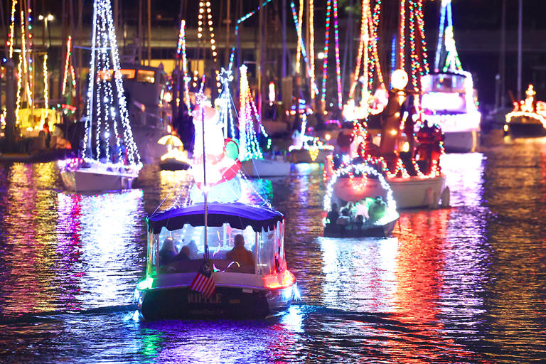Photos | Lighted boat parade brings light, color to Santa Cruz Harbor
