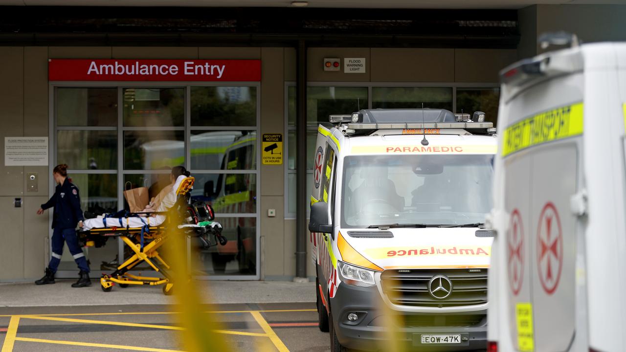 Three women critical after wild ute chase