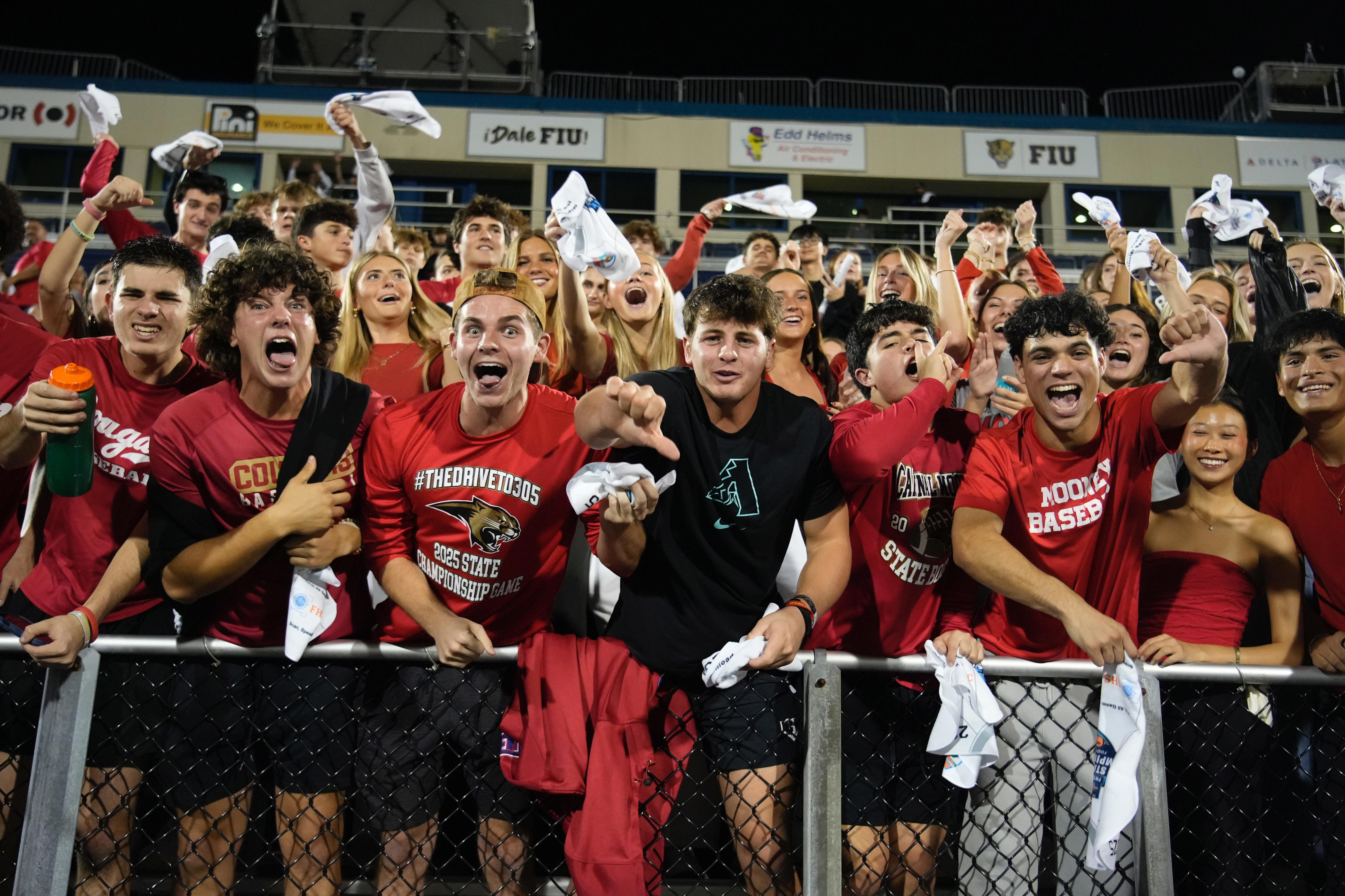 Bolles vs. Cardinal Mooney 2A championship, Cougars roll to title