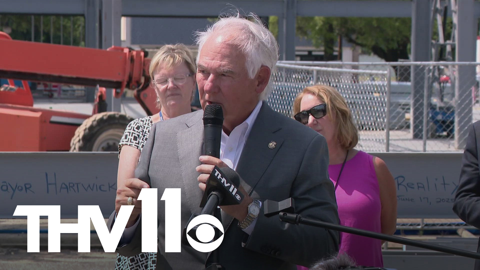 North Little Rock Mayor Terry Hartwick under investigation