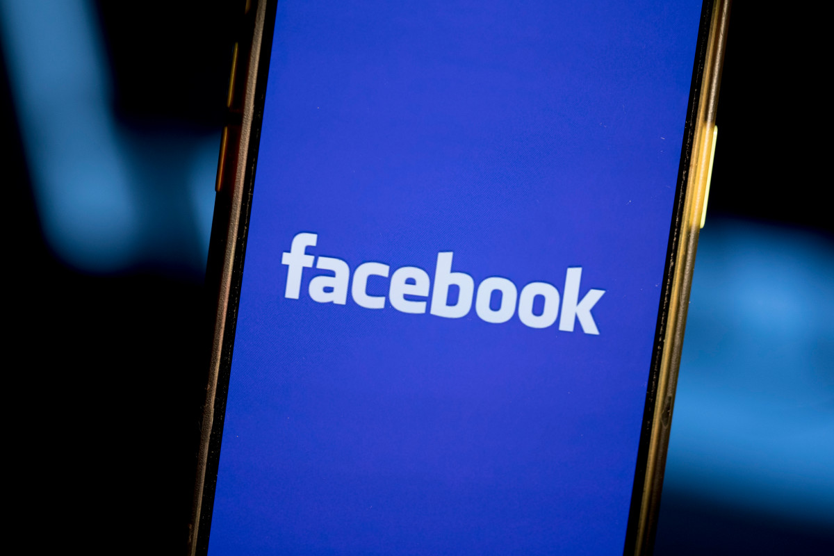 Facebook testing new fee for some users