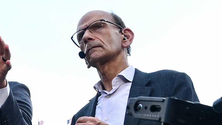 Paul Finebaum says historic college football program has 'lost all ...