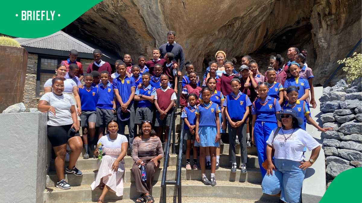 Principal’s joyful dance with learners warmed SA and went viral