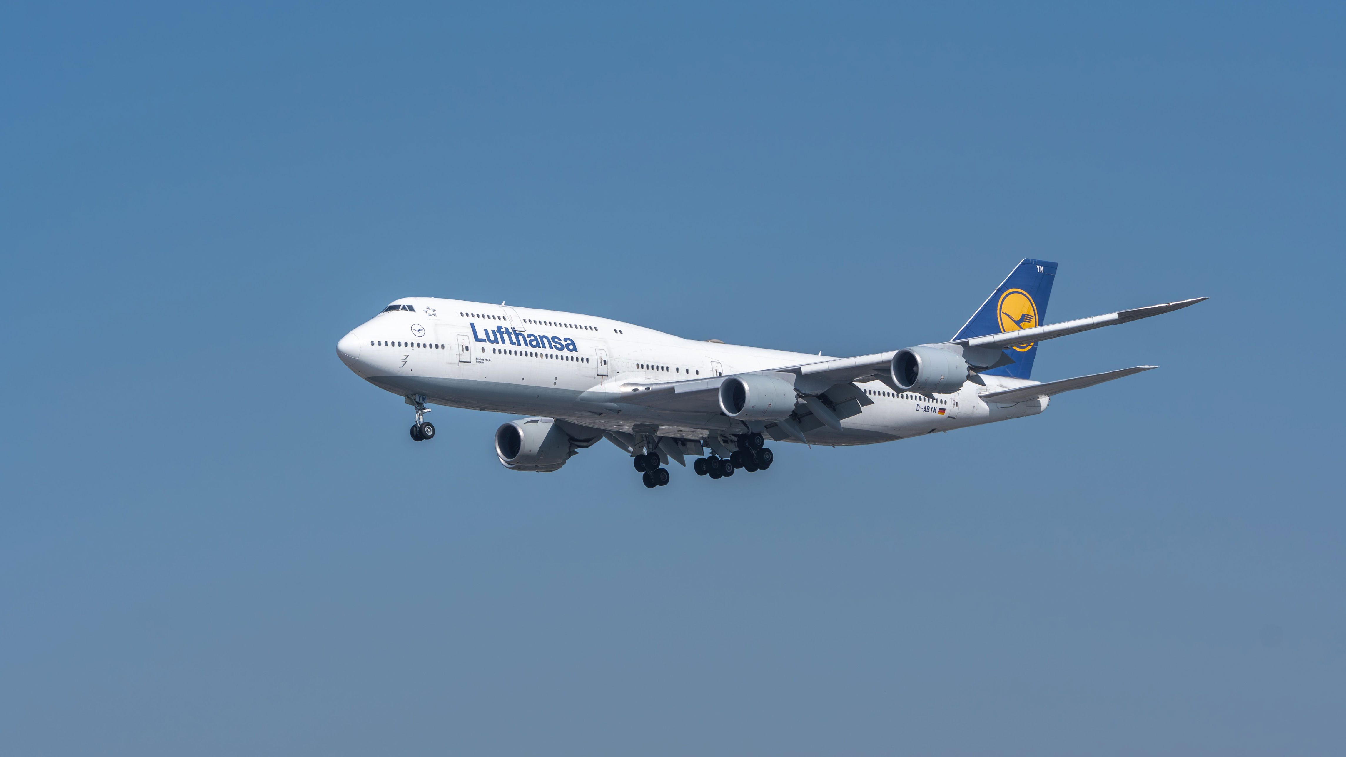 Lufthansa Miles & More now lets members convert eVouchers into status ...