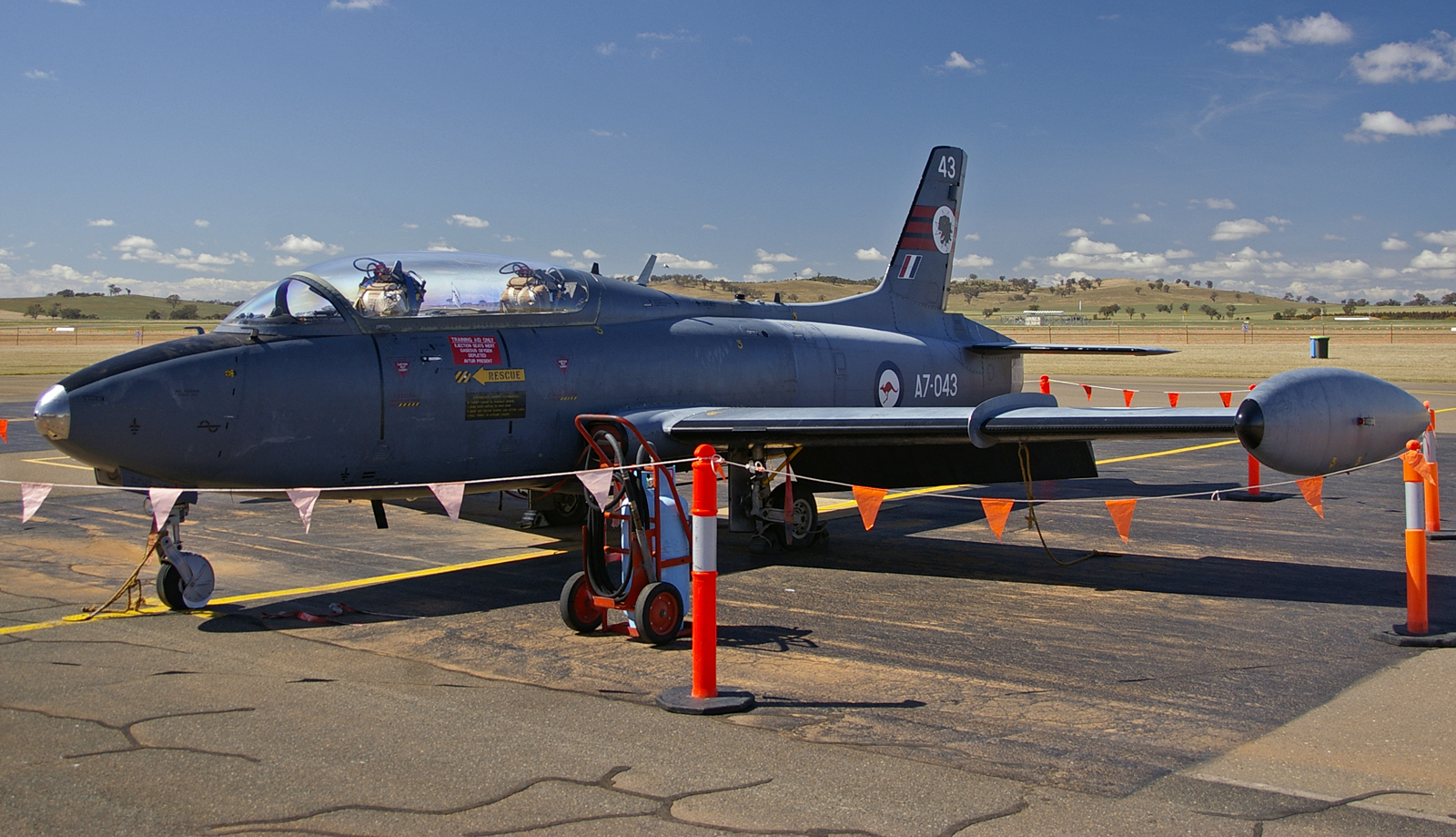 Today in aviation history: First flight of the Aermacchi MB-326