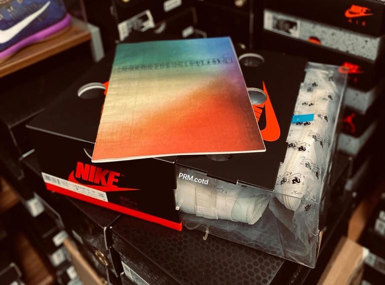 The Virgil Abloh Archive x Air Jordan 1 collab comes with special packaging