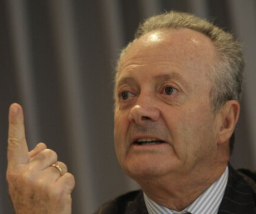 Arturo Calle alerta por videos que suplantan a su fundador para ofrecer inversiones