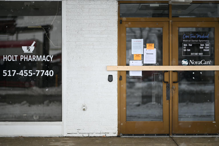Office building tagged as unsafe by Lansing officials after flooding
