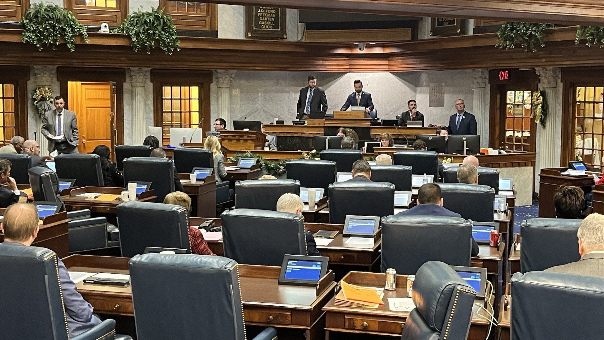 Margins slim ahead of final redistricting vote