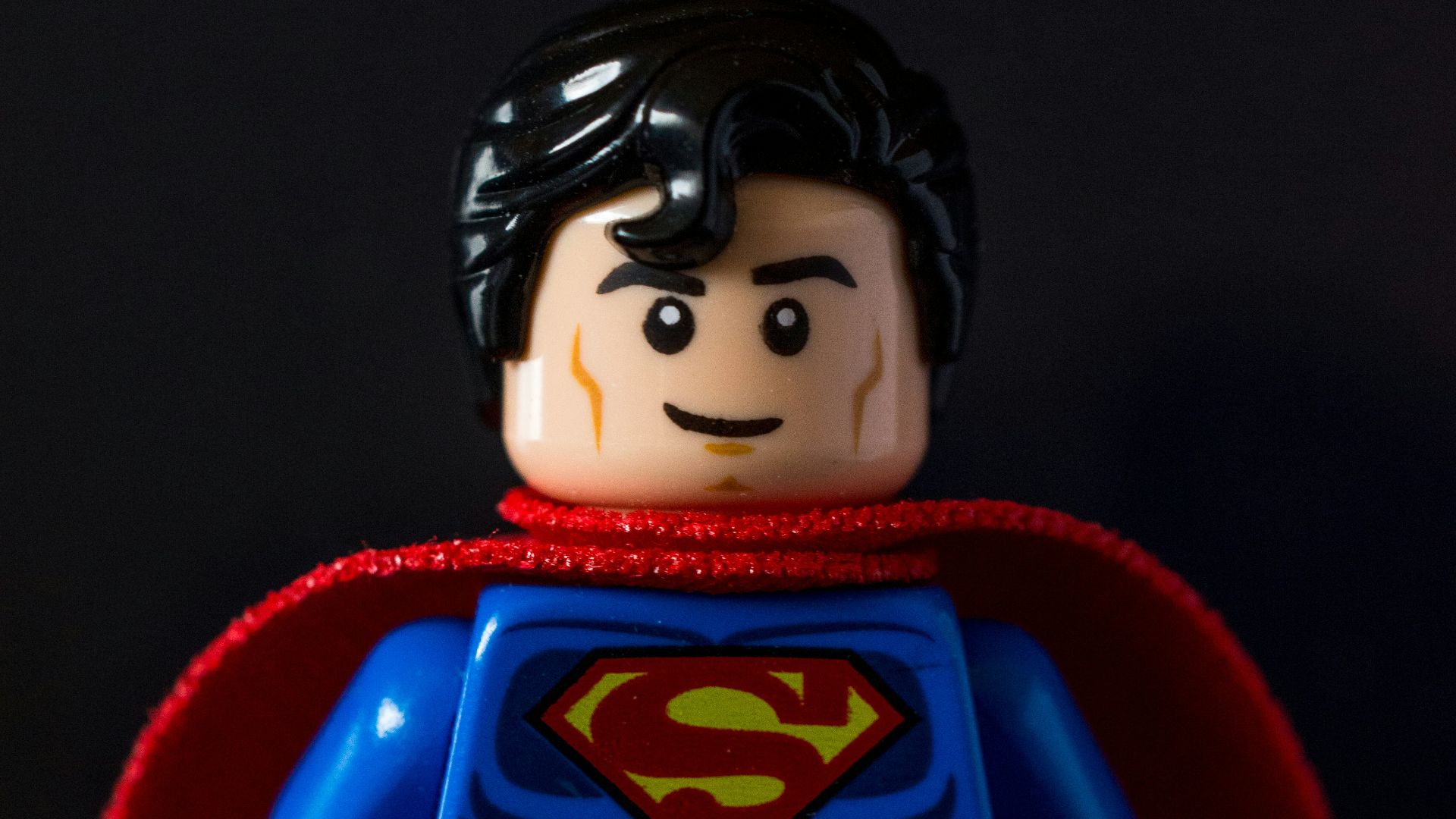 10 reasons Superman crushes Goku & 10 why Goku destroys Superman