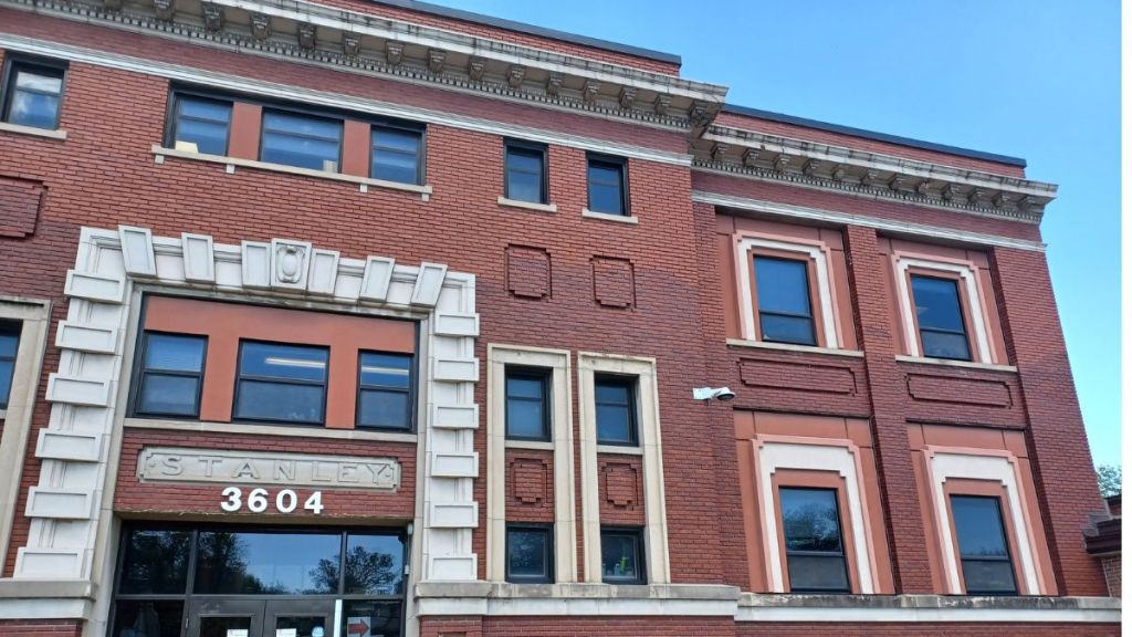 New Stanley school to remain open under modified plan