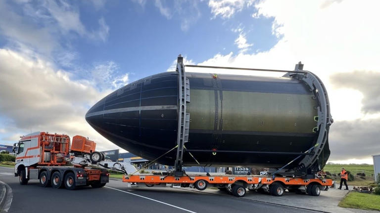 Rocket Lab completes final tests on reusable 'Hungry Hippo' fairing ...