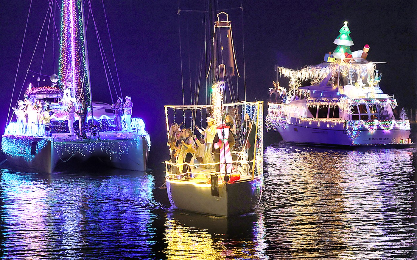 Photos | Lighted boat parade brings light, color to Santa Cruz Harbor