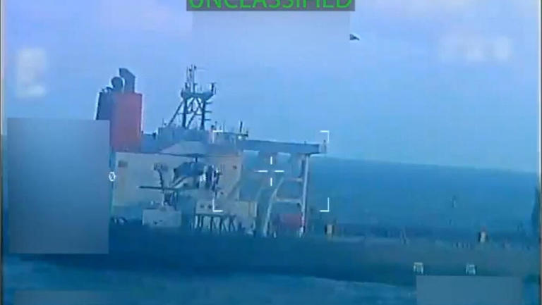 Donald Trump annonce que les États-Unis ont saisi un pétrolier au large ...