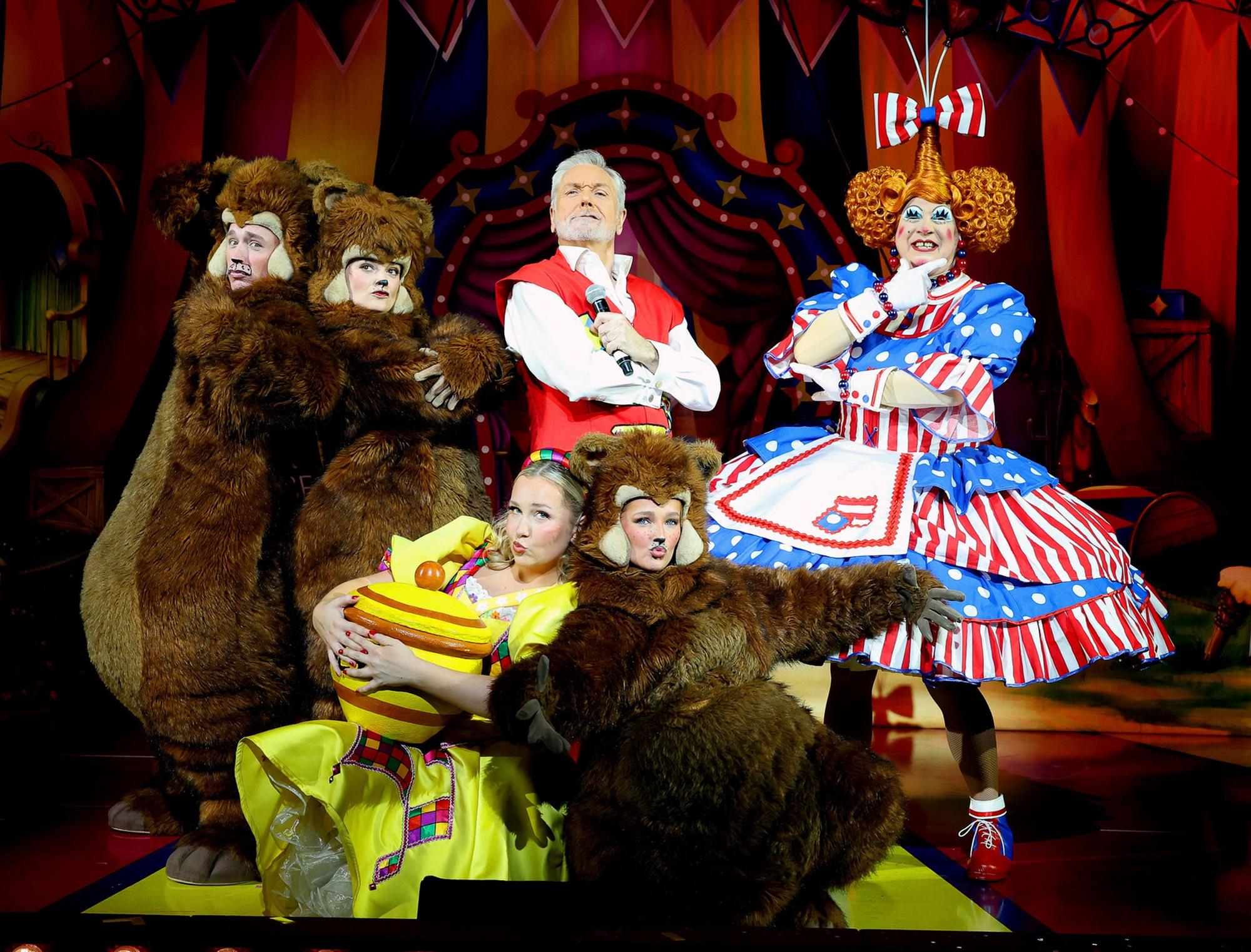 Review: Roll up, roll up – join Goldilocks at MK Theatre’s circus