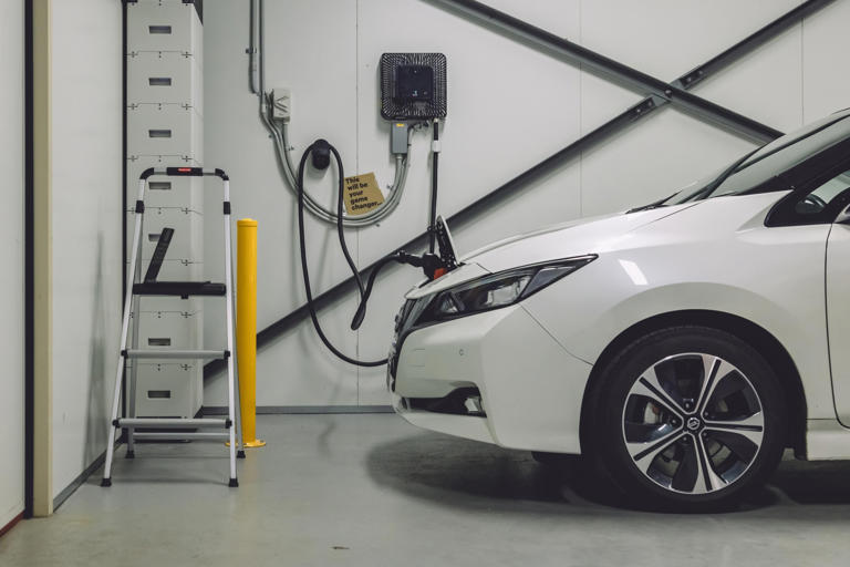 Australian government wants EV, PHEV owners to start sending power to ...