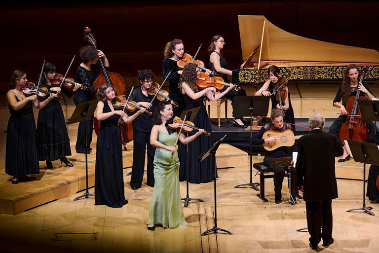 L’omaggio di Jordi Savall a Vivaldi con un’orchestra tutta al femminile