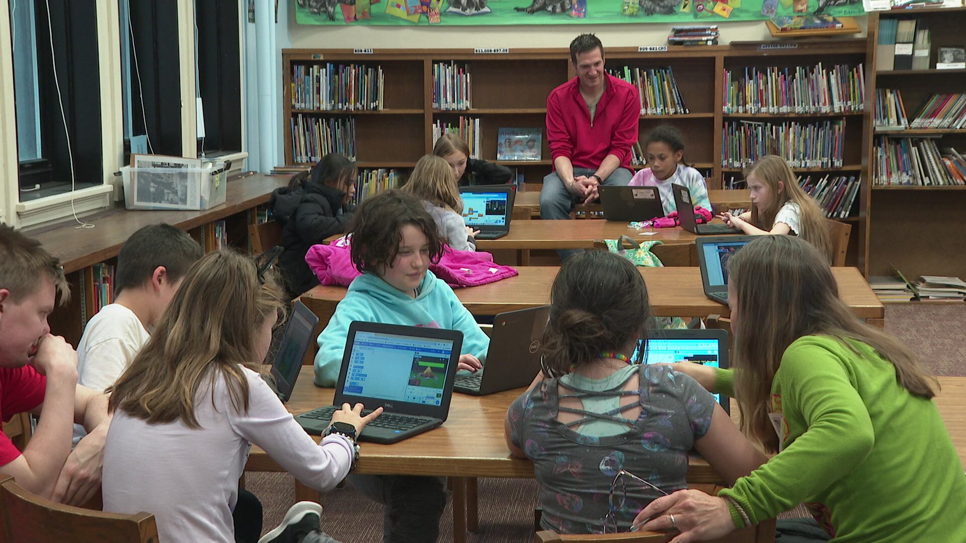 Madison students explore coding in after-school program at Randall ...