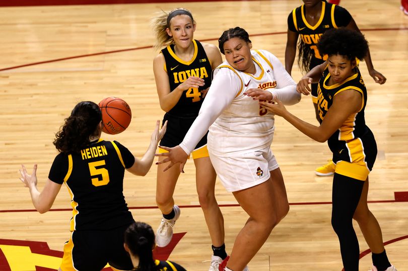 Audi Crooks heroics help Iowa State inflict pain on Caitlin Clark's ...