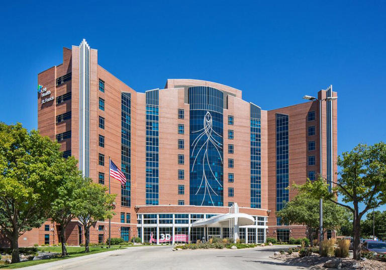 CHI Health St. Francis to close skilled nursing facility