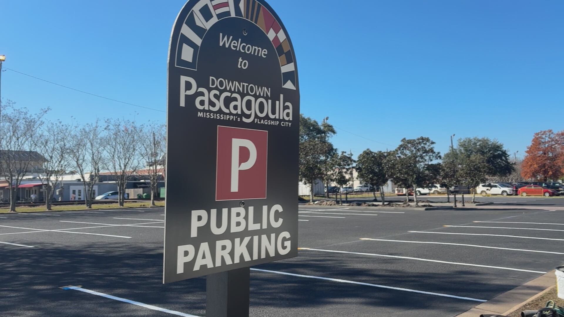 Downtown Pascagoula parking lot project nears completion ahead of ...