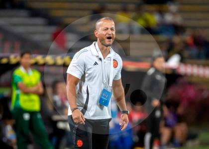 El técnico Ángelo Marsiglia fue seleccionado por la FIFA para su grupo ...
