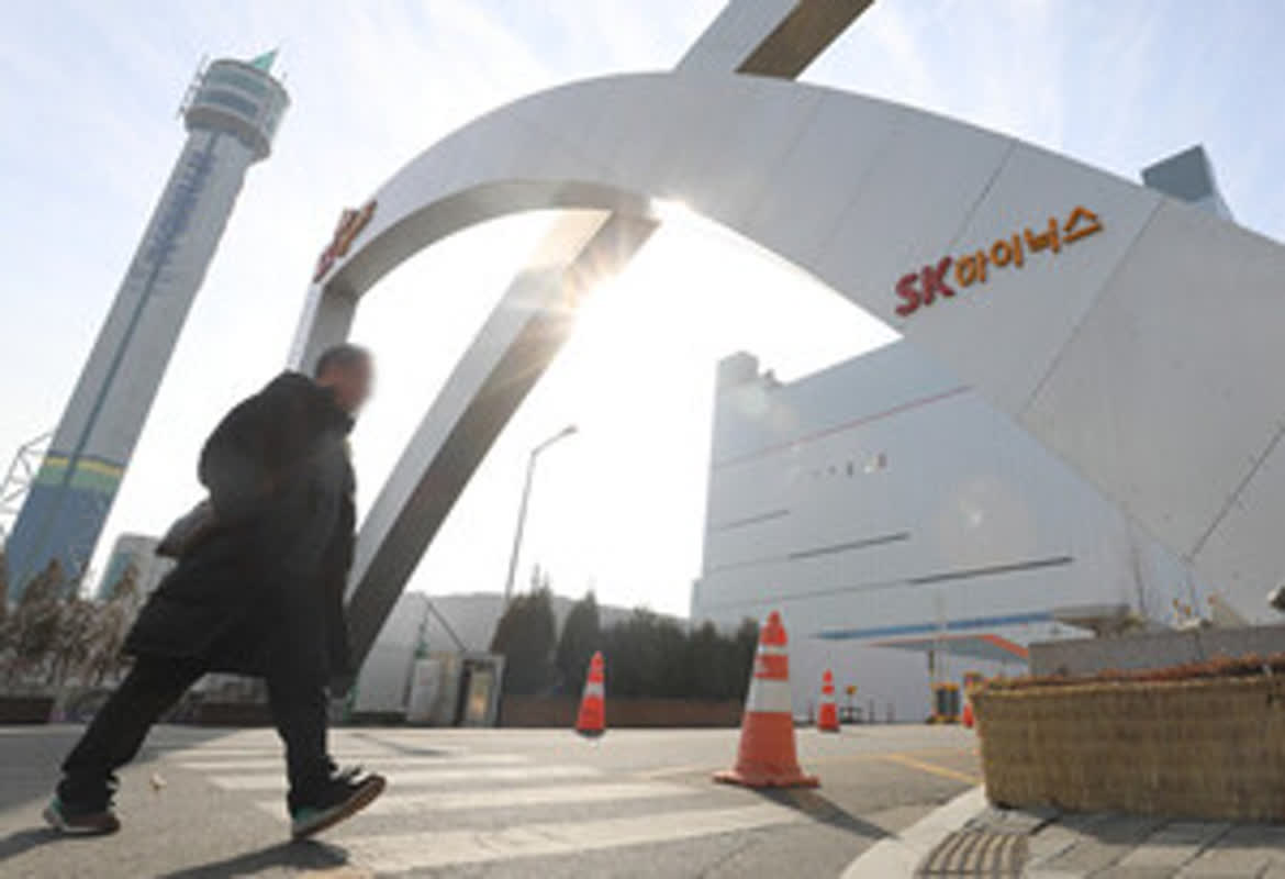 SK하이닉스 ADR 가능성에 ‘재평가 기대’ vs ‘효과 미미’