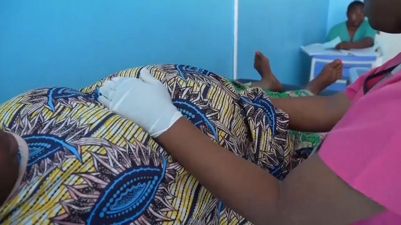 Free childbirth program ends in eastern Congo at the worst of times