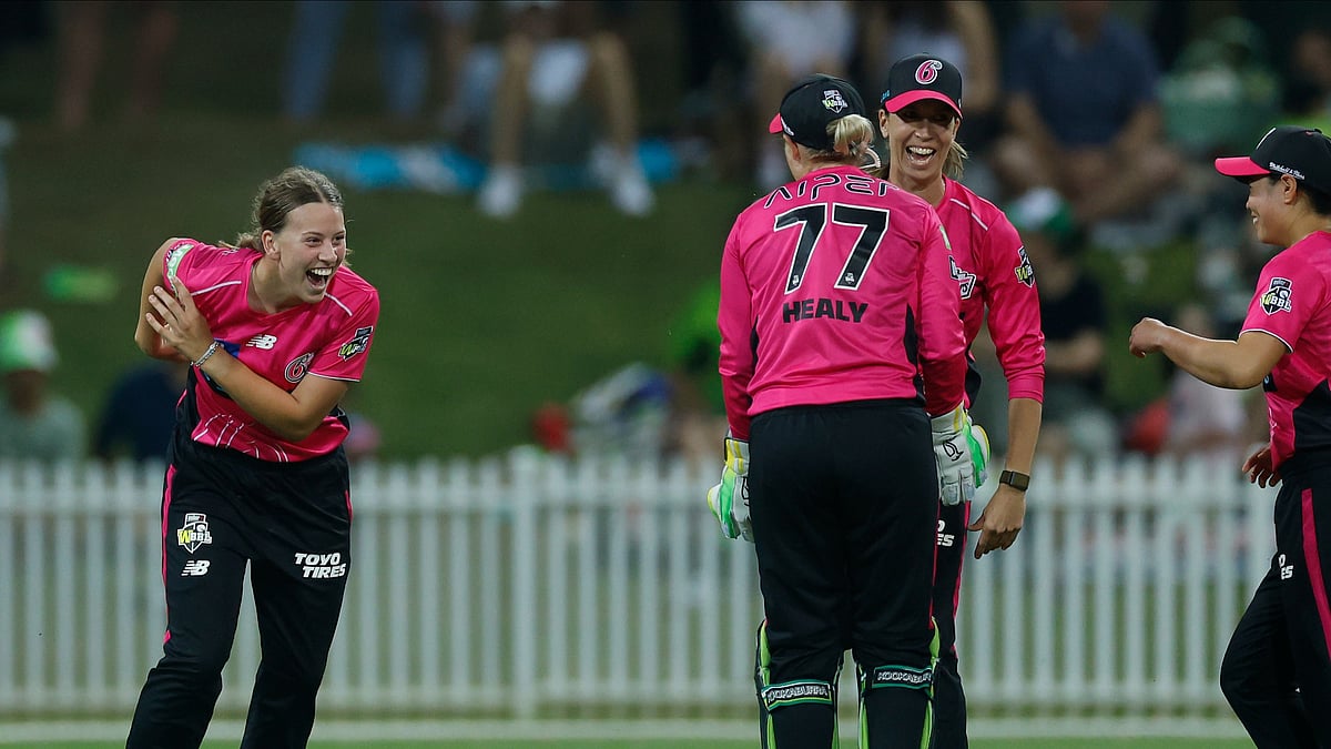 Sydney Sixers vs Perth Scorchers live score, WBBL 2025 challenger ...
