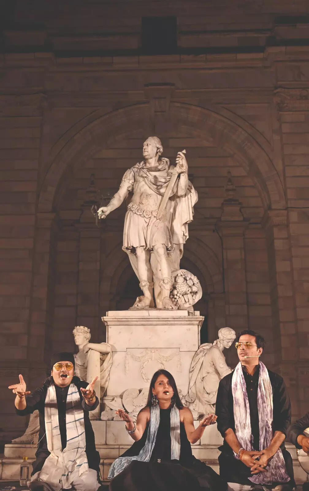 Kolkata's waters come alive through dastangoi