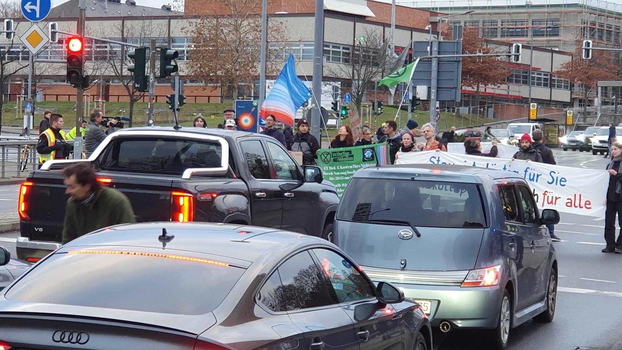 „Extinction Rebellion“ will in Dresden erneut Kreuzung blockieren