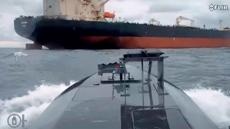 Sea Baby naval drones of the SBU strike tanker from Russia’s shadow ...