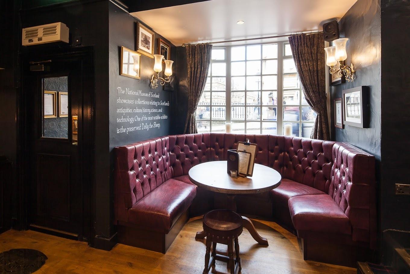 Landmark Edinburgh city centre pub to undergo full refurbishment after ...