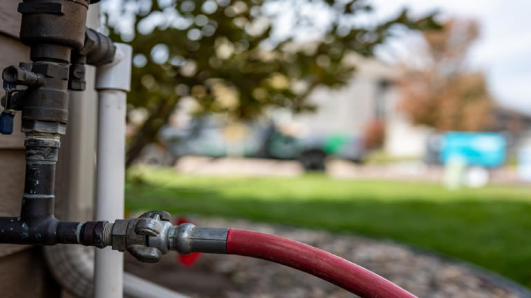 Freezing weather can destroy your sprinkler system — here's how to ...