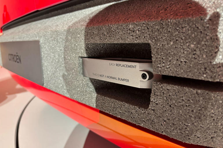 Citroen rethinks small cars with tiny six-seat supermini