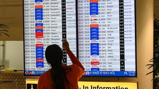 IndiGo flight status live: Airline offer ₹10,000 voucher; over 100 ...