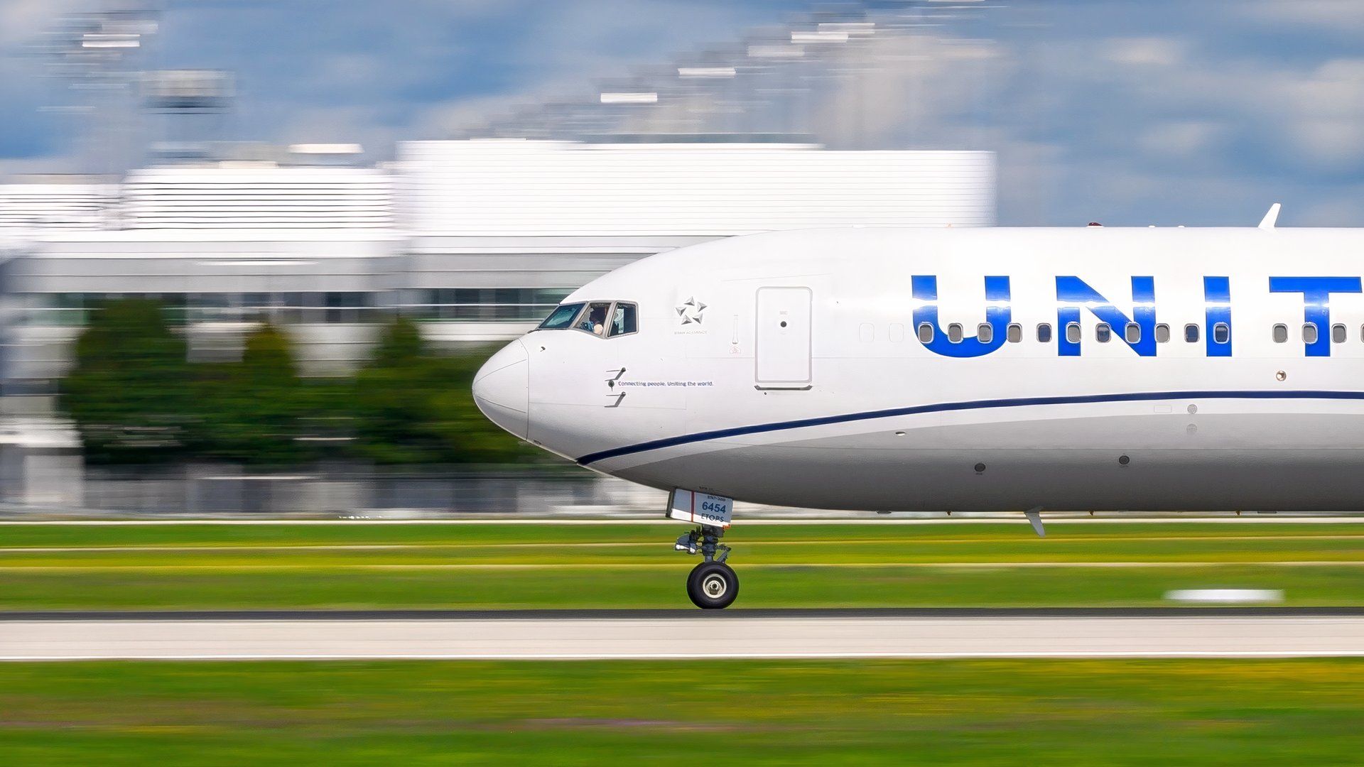 Where United Airlines is flying its very low-capacity 167-seat Boeing 767s