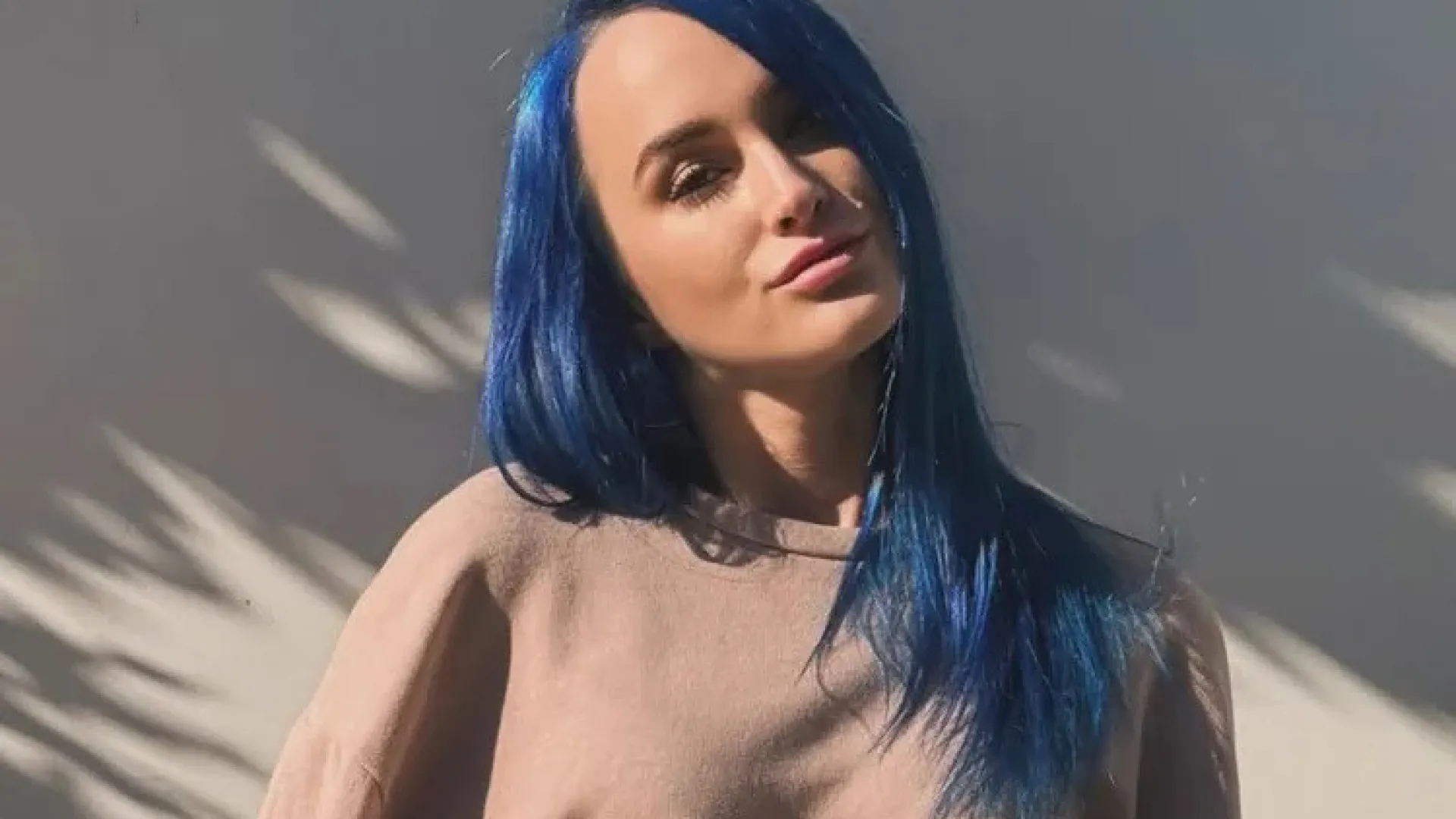 Morreu cantora que participou em turnê dos One Direction e Cody Simpson