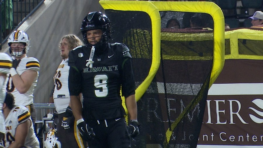 Hawaii’s Jackson Harris to enter transfer portal