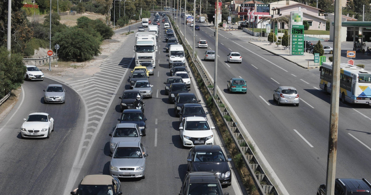 Κίνηση: Ουρές χιλιομέτρων από νωρίς στον Κηφισό - Πού αλλού υπάρχουν ...