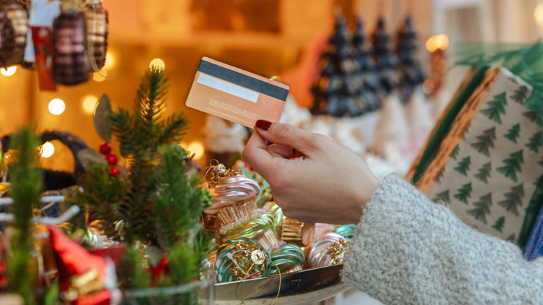 Bank holiday hours for Christmas 2025 announced