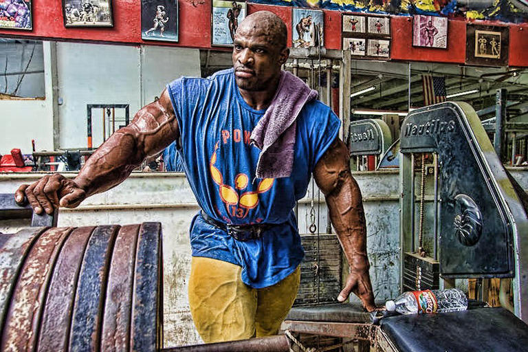 At 61, Ronnie Coleman’s 20 reps of dumbbell workout for broader ...