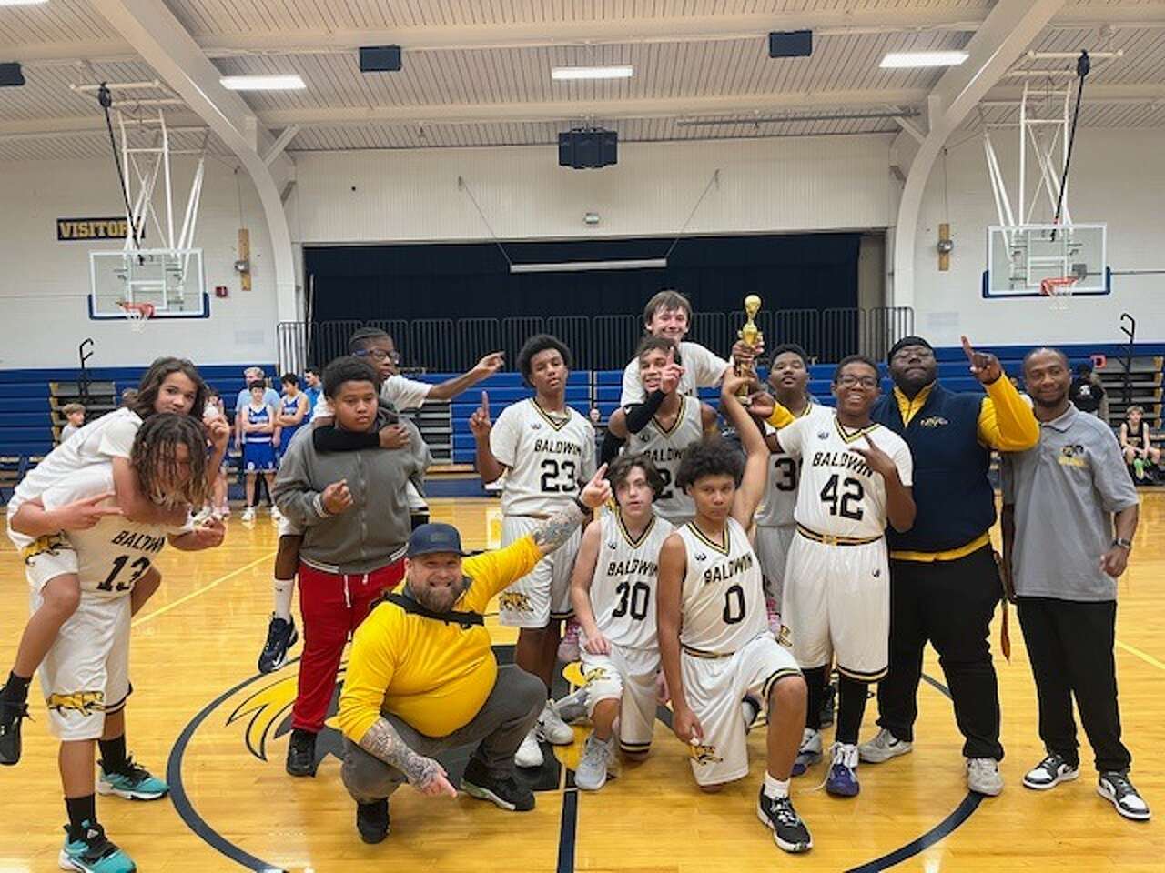 Baldwin Panthers shine at Abe and Yvonne Williams junior high tournament