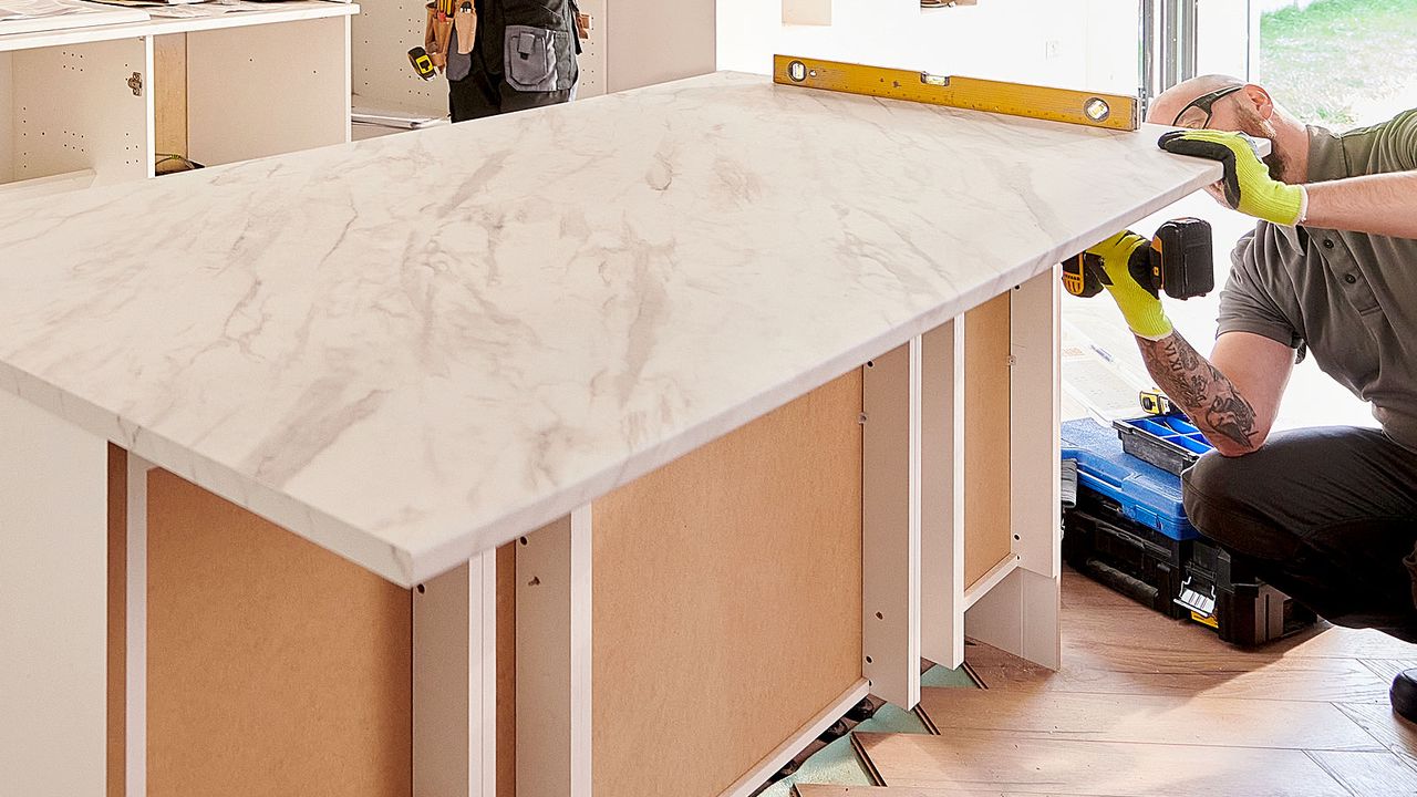 How to fit a kitchen worktop yourself to keep your costs low