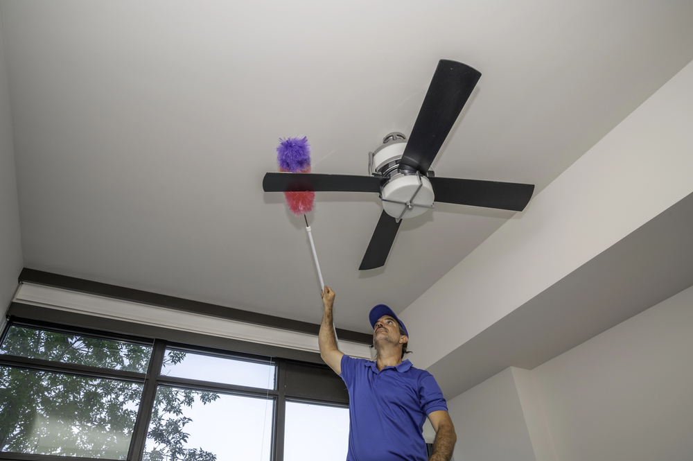 Tips for cleaning ceiling fans and light fixtures