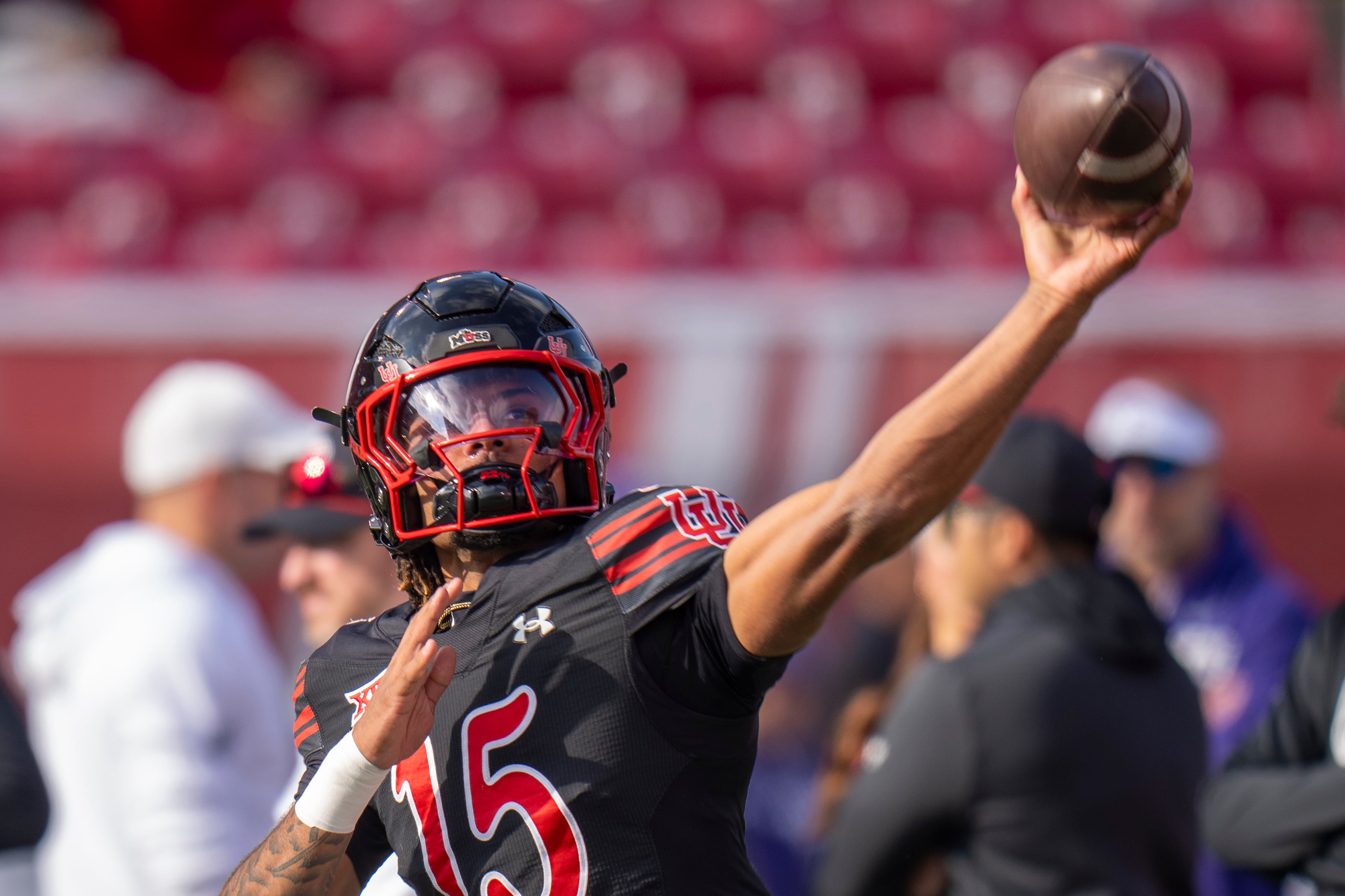 Utah quarterback Byrd Ficklin signs a new deal to stay with the Utes