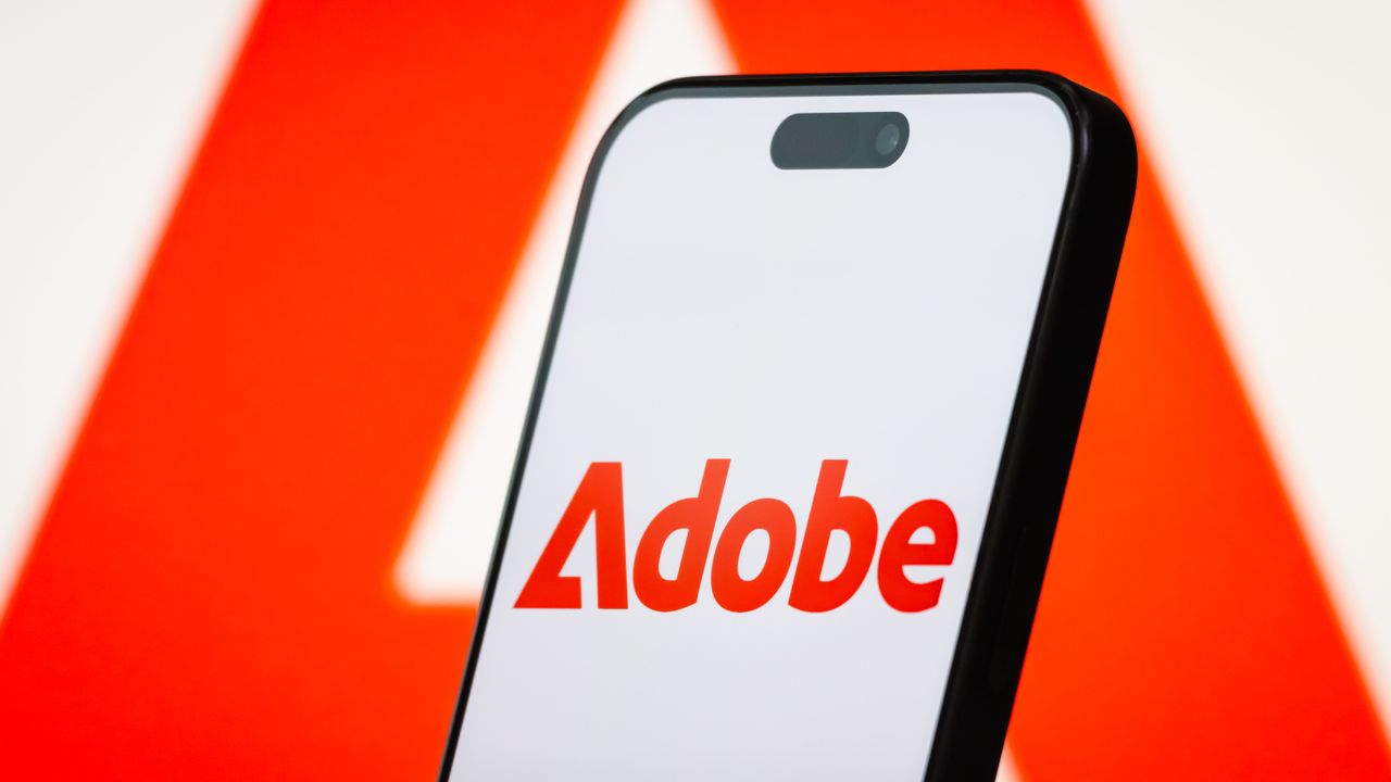 Adobe & LinkedIn team up to spread AI knowledge