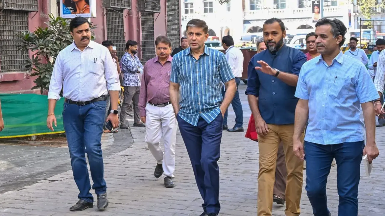 Mumbai civic commissioner reviews final-stage revamp work at Kala Ghoda