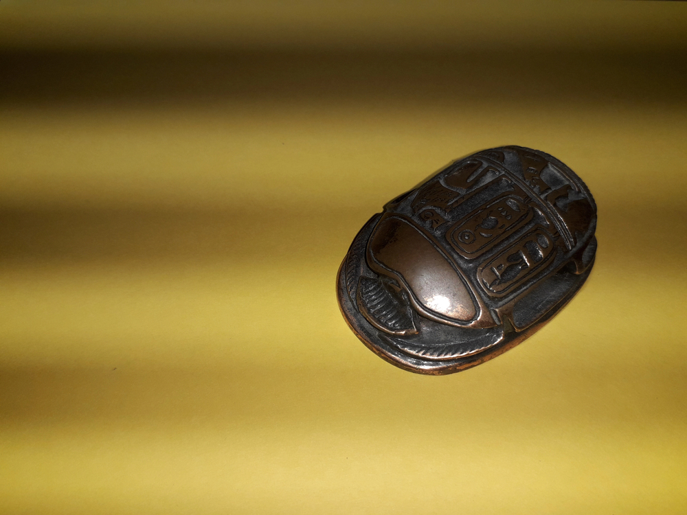 Hidden meanings in ancient jewelry